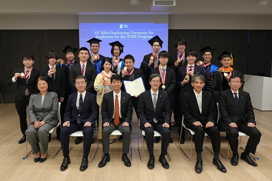 AY2024 Science Tokyo Graduation Ceremony for Academies for the WISE ...